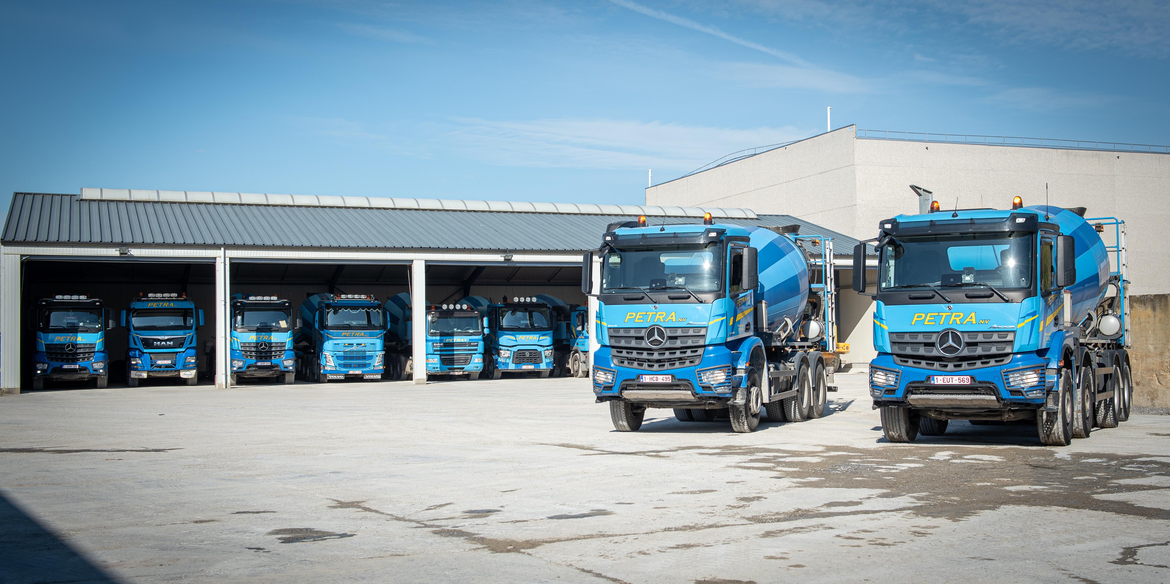 Petra Transport NV - Persoonlijke en professionele aanpak voor je werf!